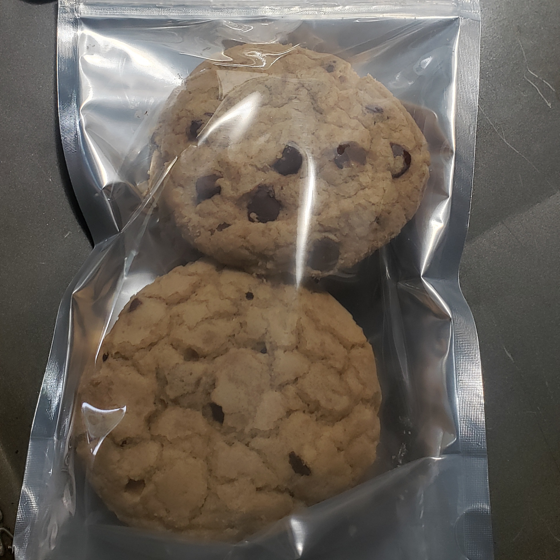 Buy Fresh Baked THC Chocolate Chip Cookies - 250mg • Fraser Bud